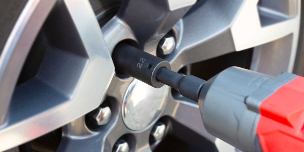 The Best Cordless Impact Wrench For Changing Tires of 2022